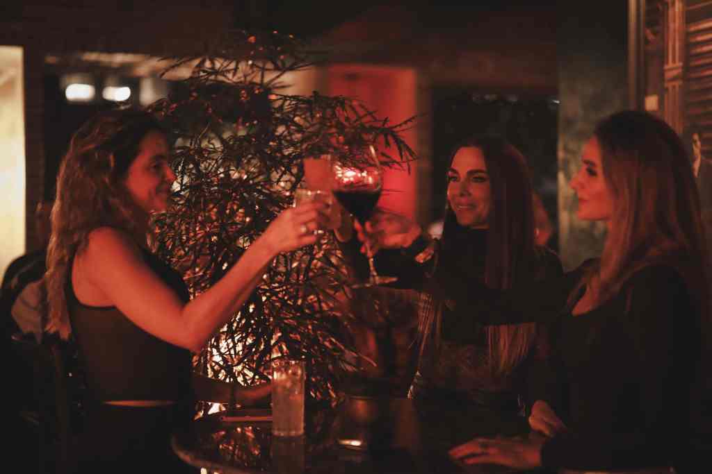 El Zarzo Rooftop Medellín: Signature Cocktails, Live Jazz, and ...